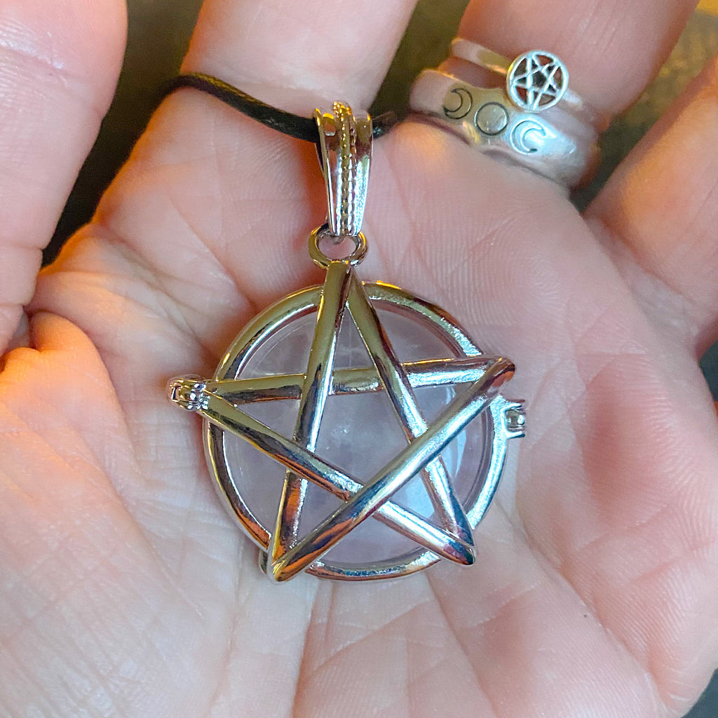 Crystal Pentacle Locket – MoonChild Spiritual Emporium